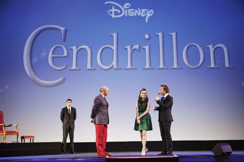 Cendrillon La Cérémonie De Remise Des Souliers Réinterprétés Par